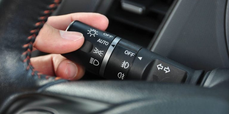 Utilisation Des Feux De Position : La Nuit, En Cas De Pluie Ou De ...